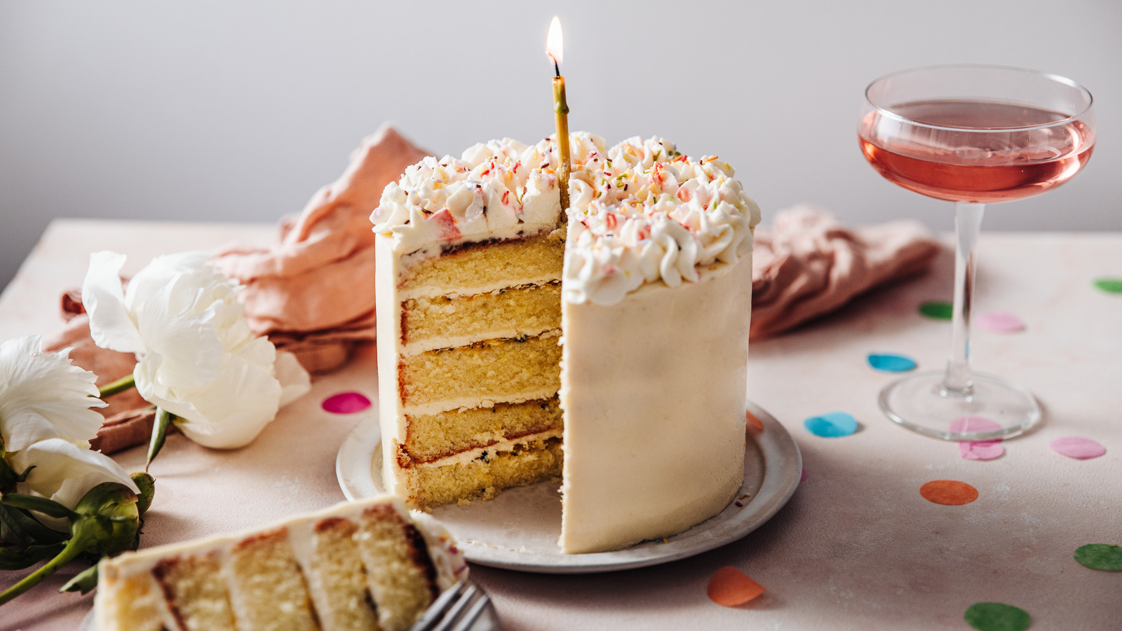 The Microwave Hack That Helps You Frost Cakes Like A Pro
