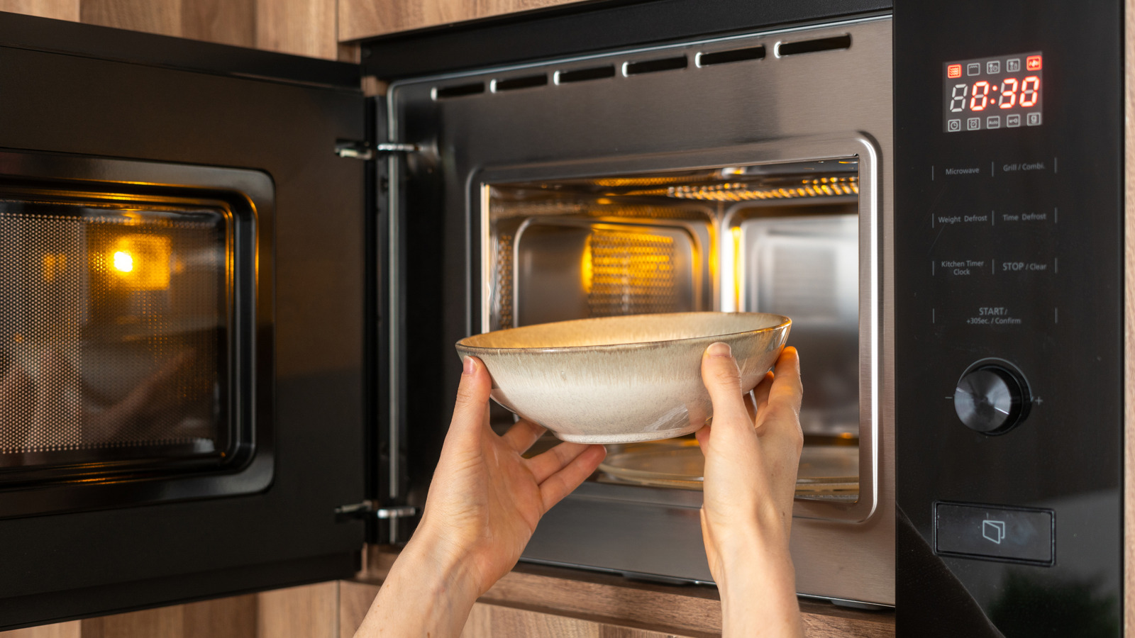 Why Over-The-Range Microwaves Are Going Out Of Style In Modern Kitchens