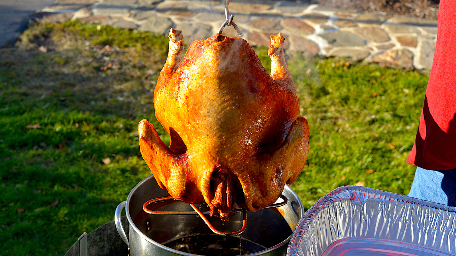 The Mistake To Avoid When Deep-Frying Turkey