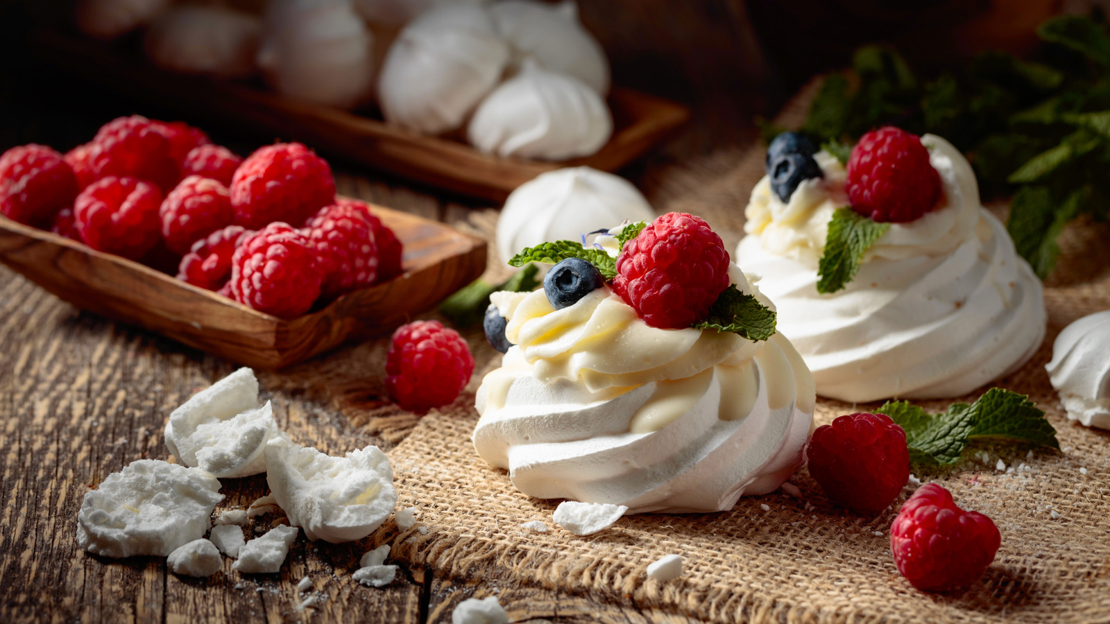 The Old-School Bakery Item That's Making A Grand Return To Tables Today