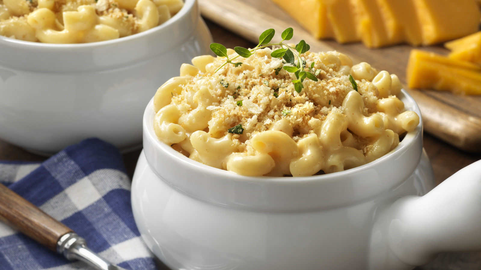 The One Jarred Ingredient You Need For Next Level Boxed Mac And Cheese