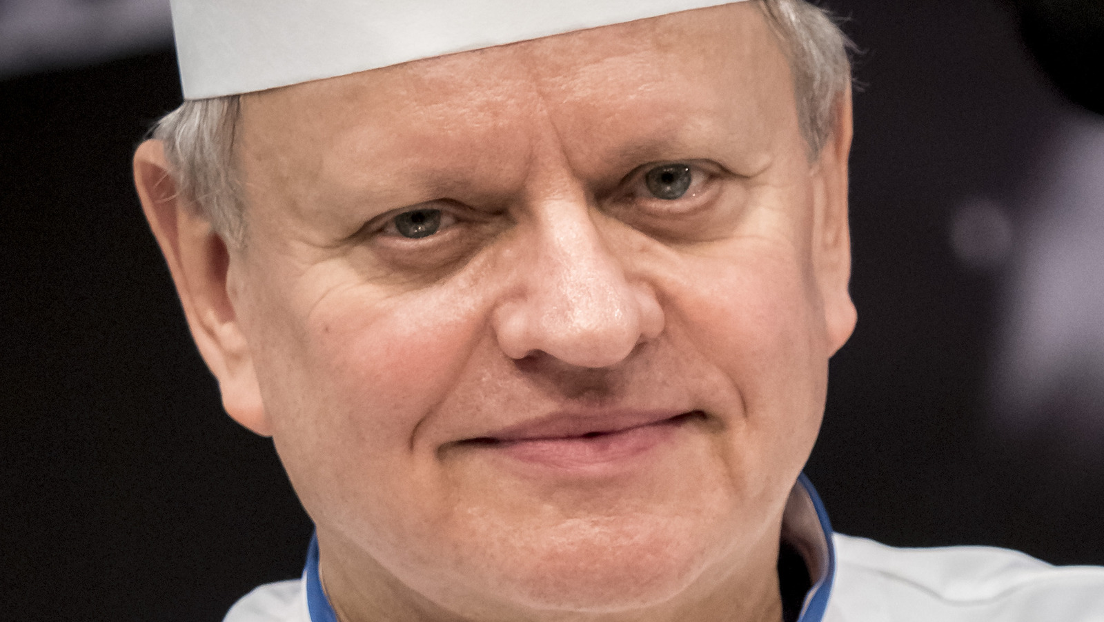 The Painstaking Process Behind Joël Robuchon's Iconic Sauce Dots