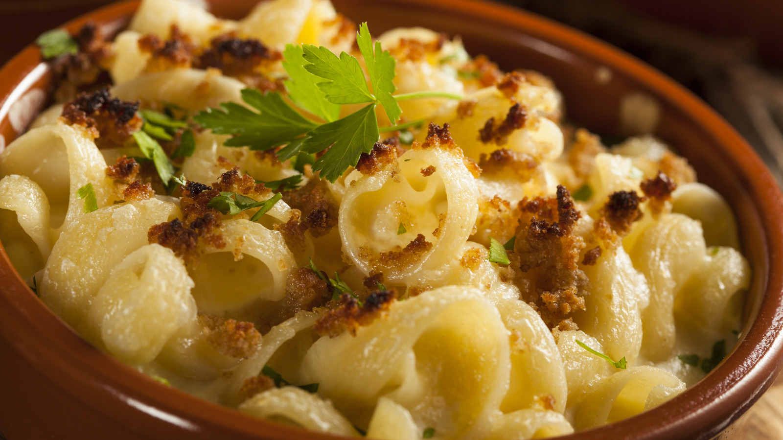 The Perfect Roux Is Crucial To Mac And Cheese