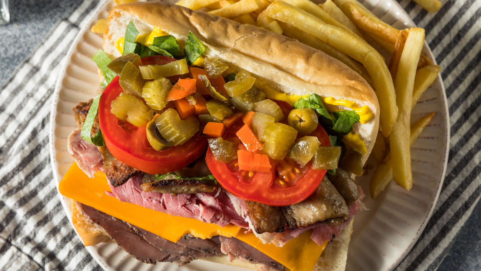 Why Pickled Toppings Are A Must-Have On Your Roast Beef Sandwiches