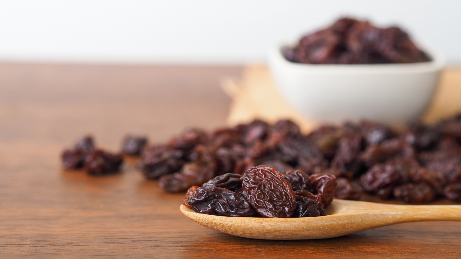 The Quickest Way To Soften Up Stale Raisins Is In Your Microwave