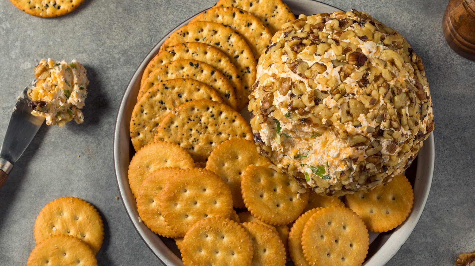 The Reason Cold Ingredients Aren't Ideal For Cheese Balls