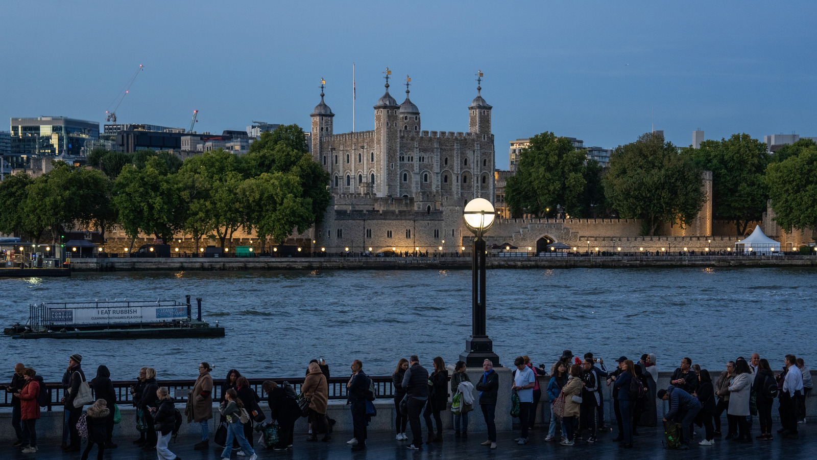 The Secret Bar Tucked Away Inside The Tower Of London