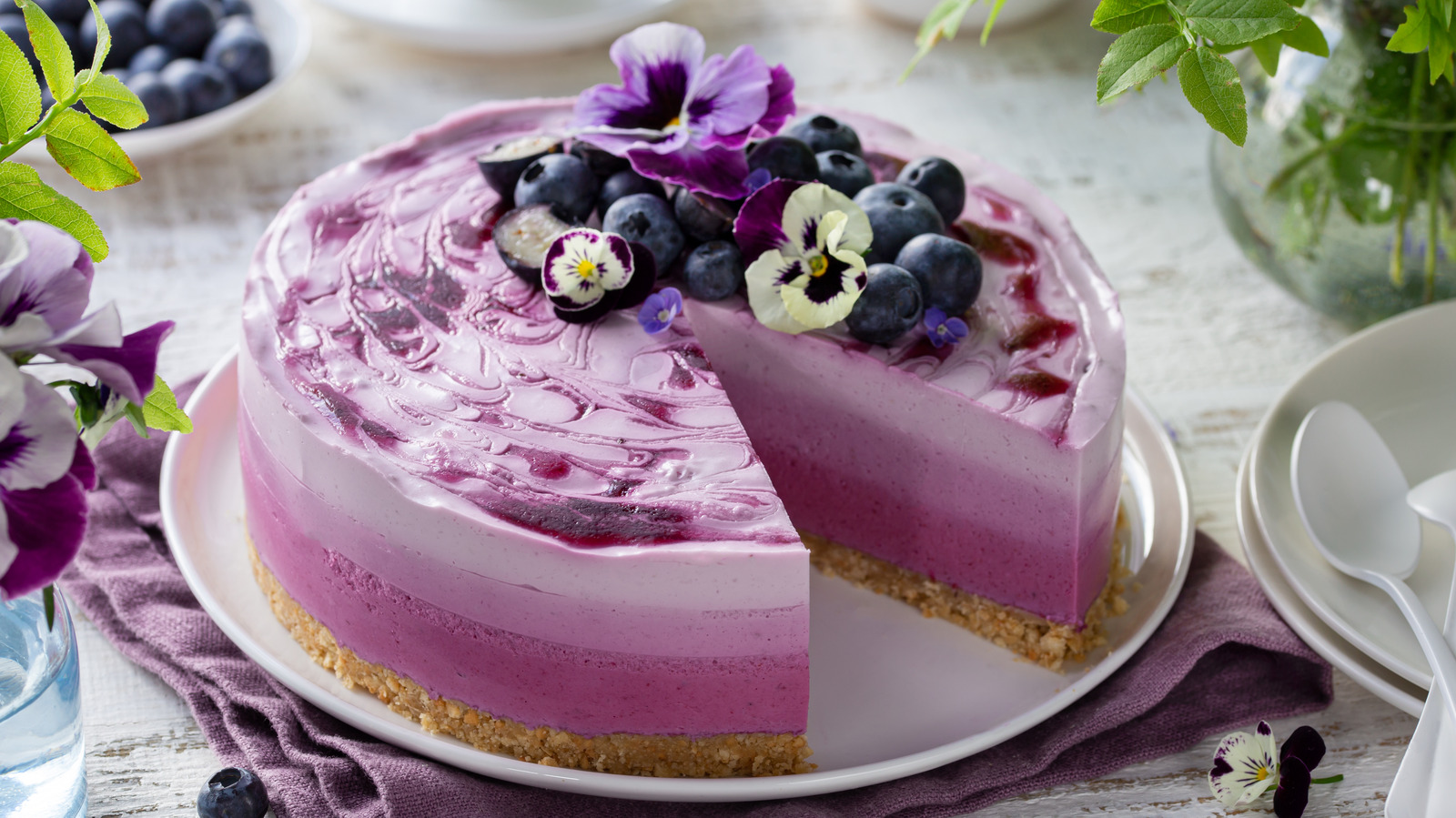 Freeze-Dried Fruit Will Elevate Your No-Bake Cheesecake In A Snap