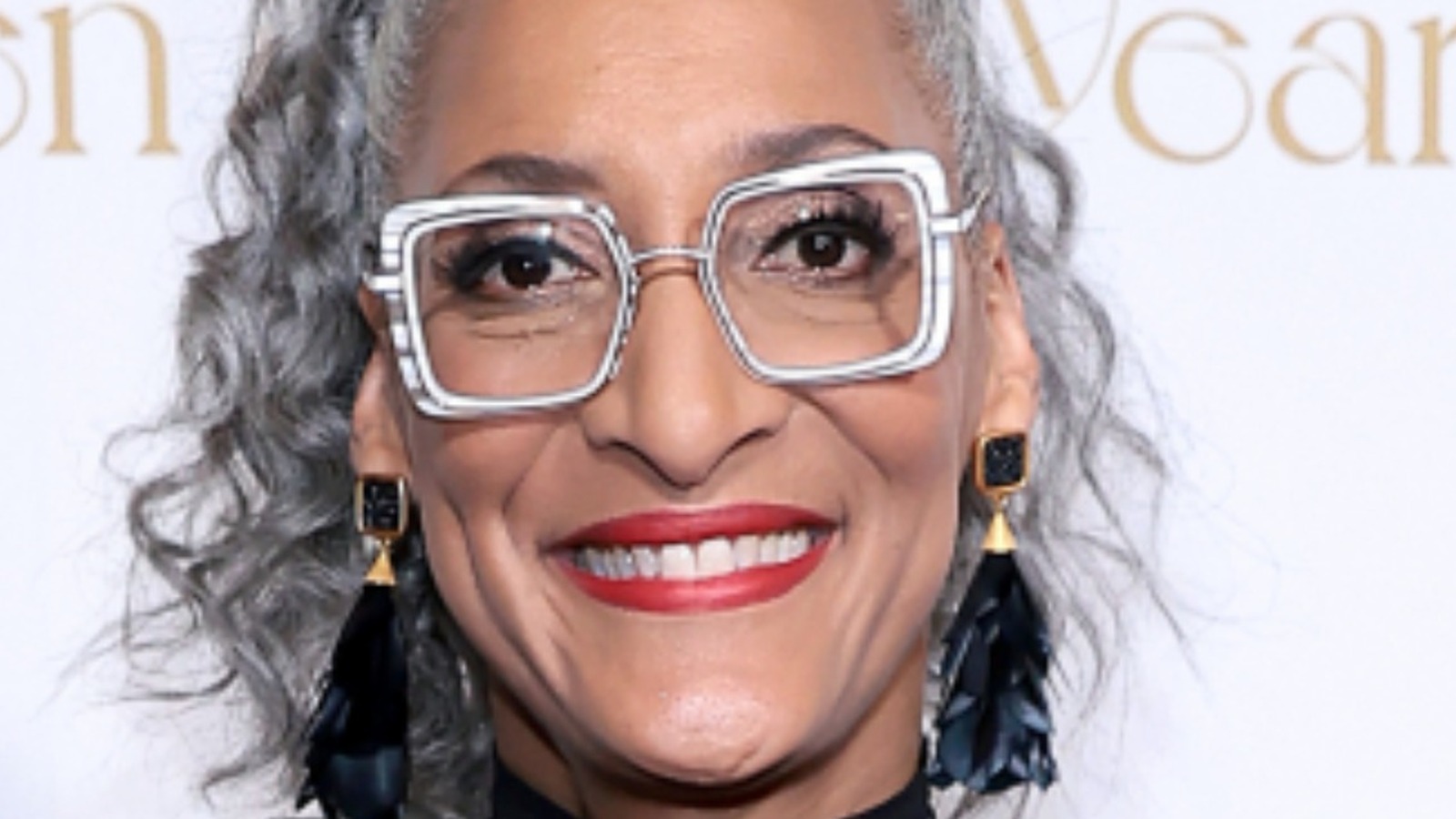 The Spice Carla Hall Uses To Add Meaty Flavor To Vegan Dishes