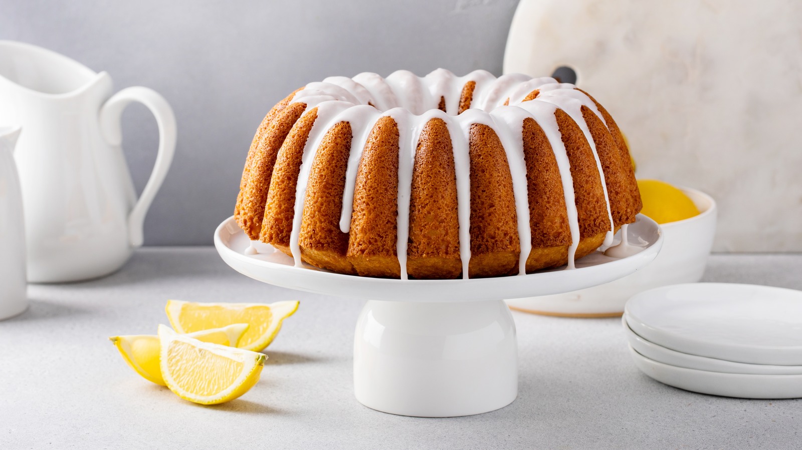 The Spoon Tip To Avoid A Domed Bottom In Your Bundt Cake
