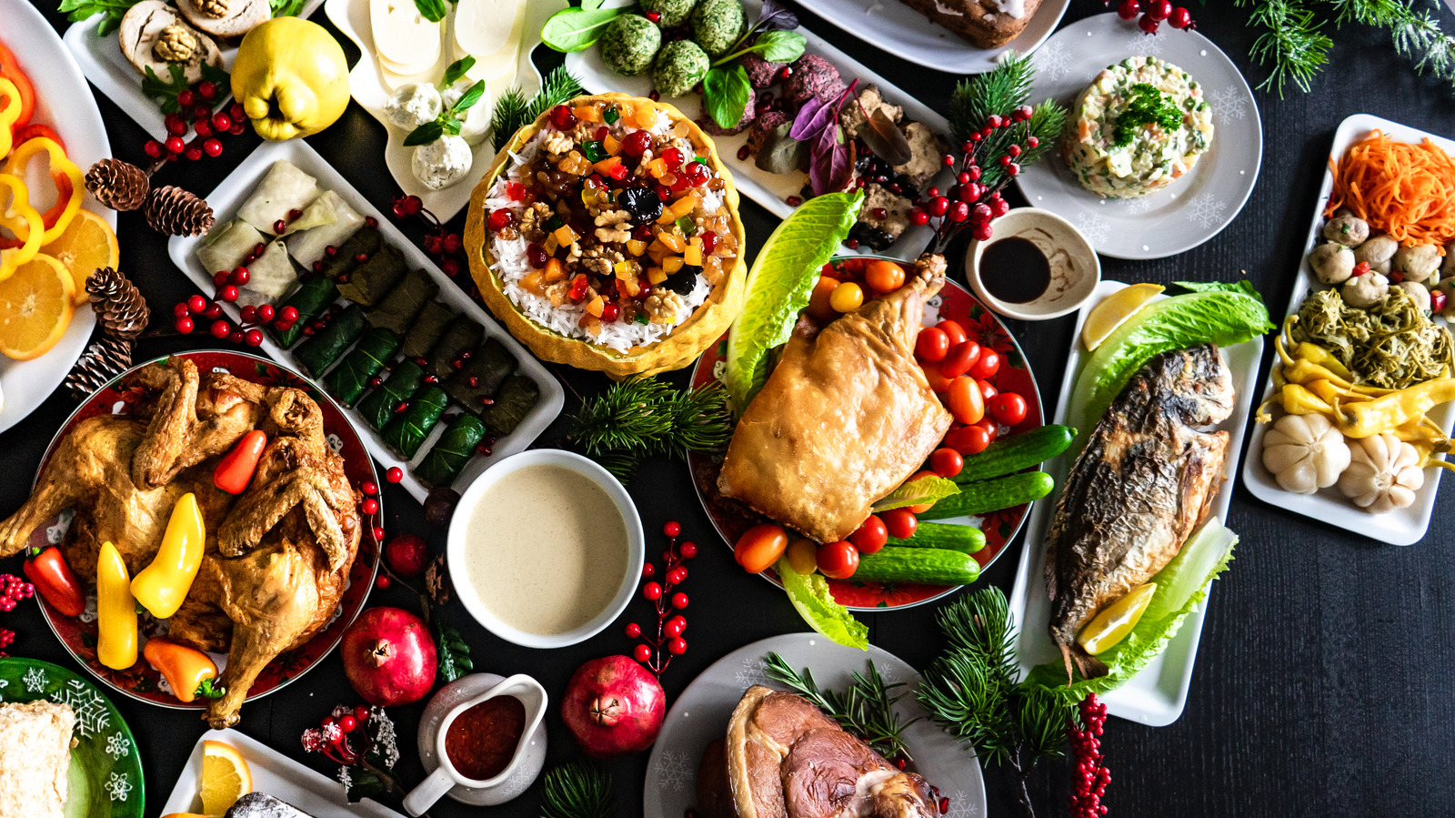 The Temperature Trick For Cooking Multiple Dishes Together In Your Oven