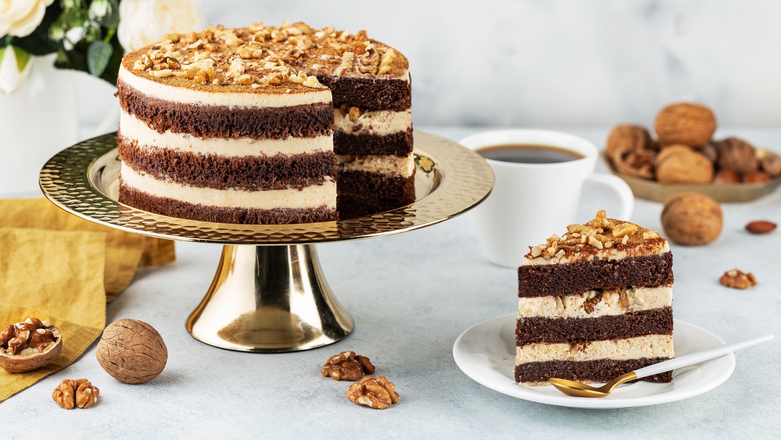 The Trick To Give The Bottom Of Your Cake A Tasty Crust