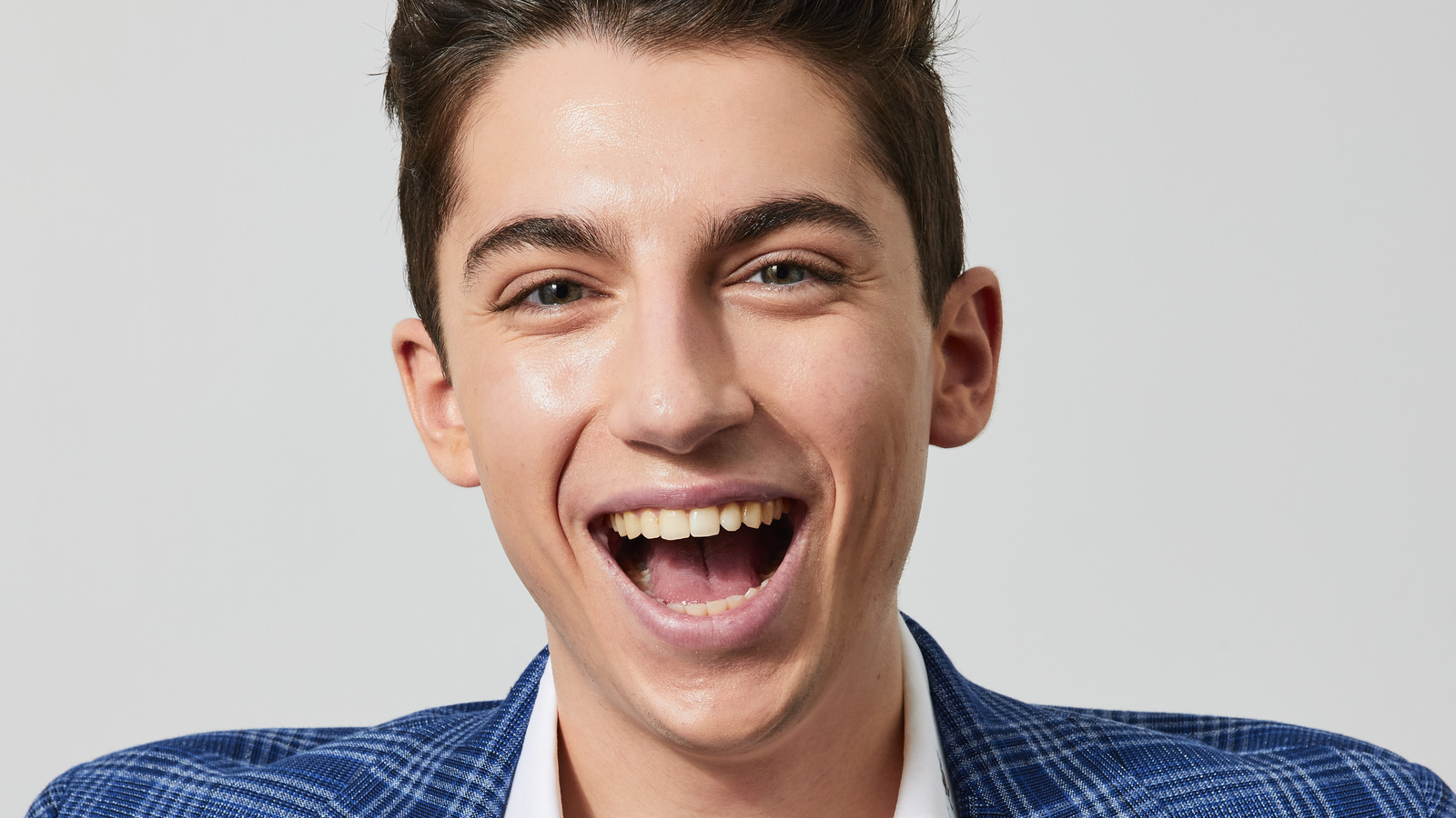 The Tricks Eitan Bernath Uses To Waste Less Food When Cooking - Exclusive