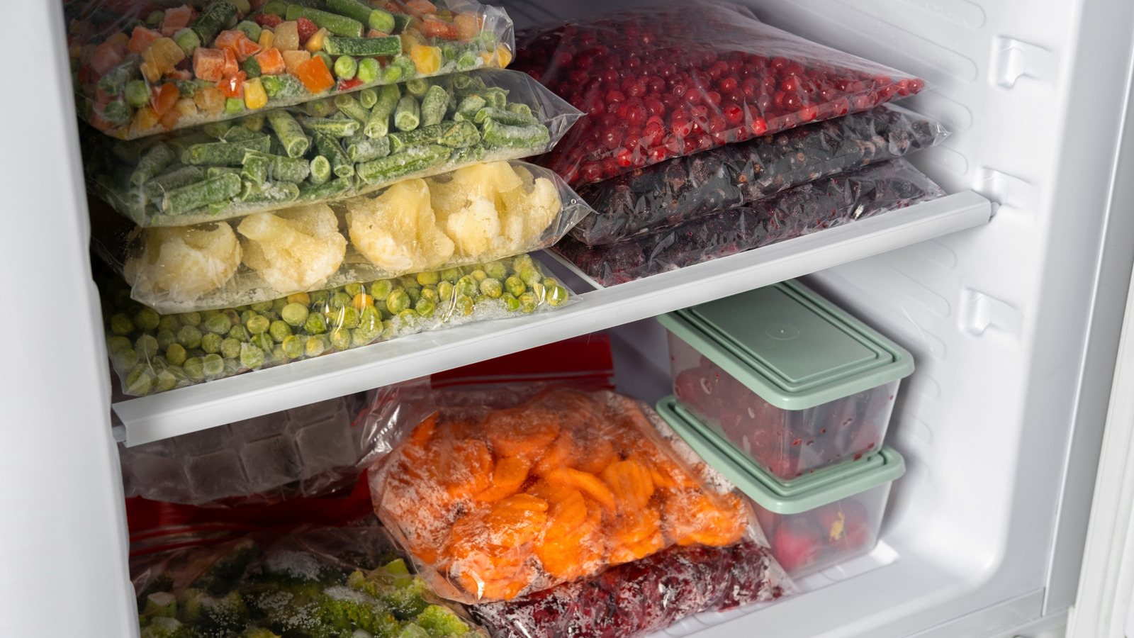 The Underrated Vegetable To Keep In Your Freezer For Fiber And Protein