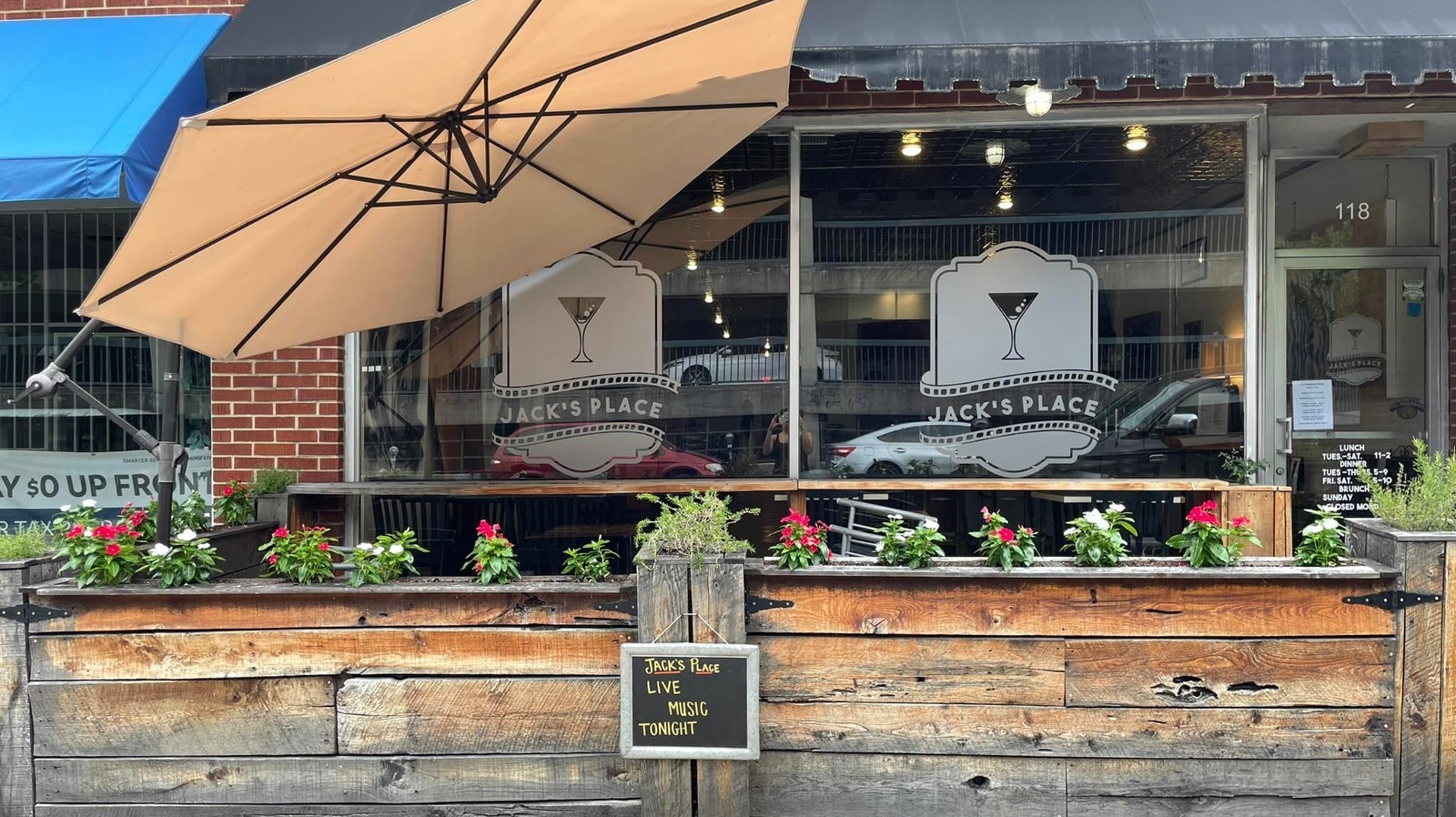 Jack's Place: The Alabama Bistro Where You Can Catch A Glimpse Of Hollywood