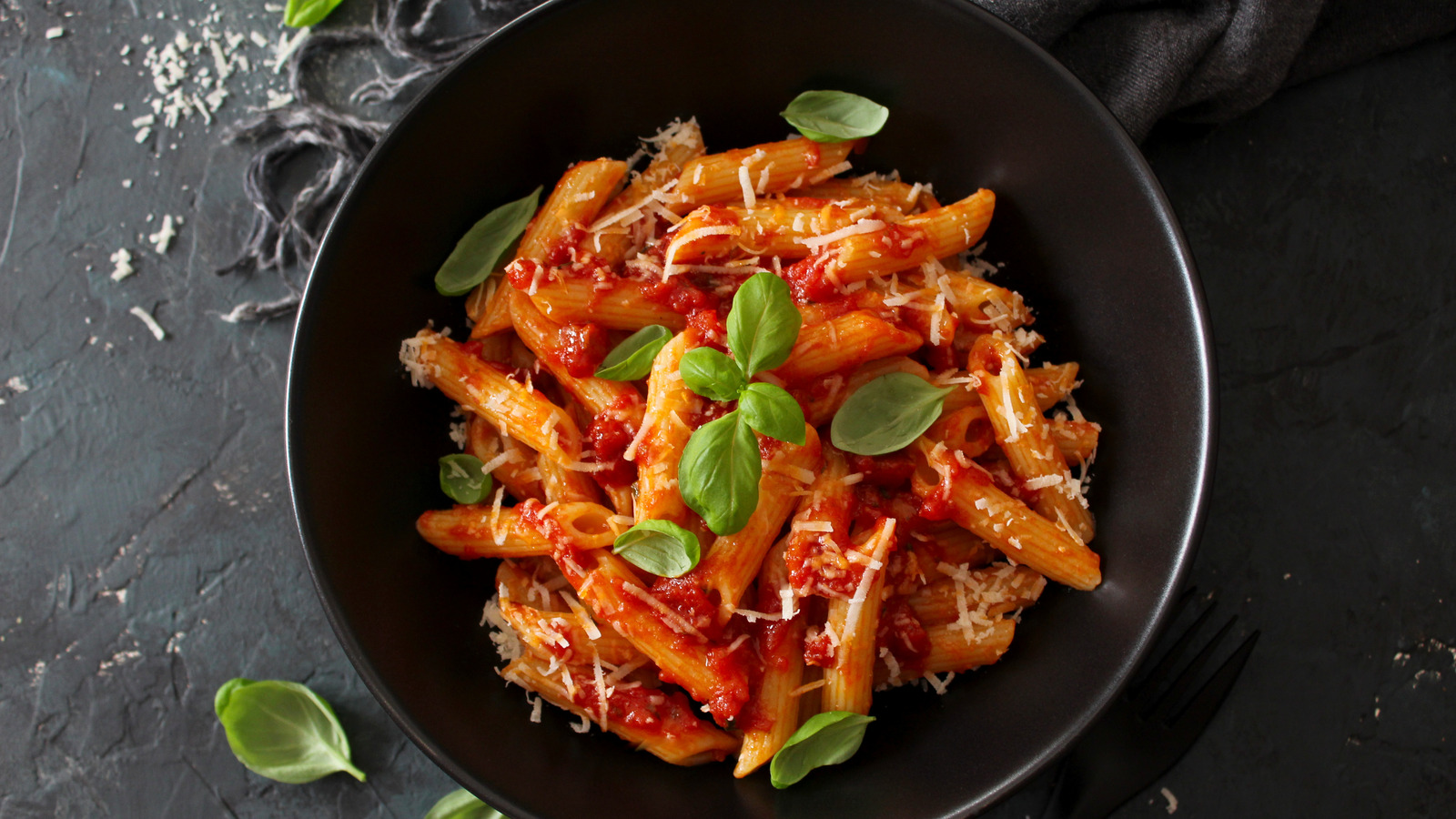 The Way To Ensure Your Sauce Covers Every Bite Of Pasta