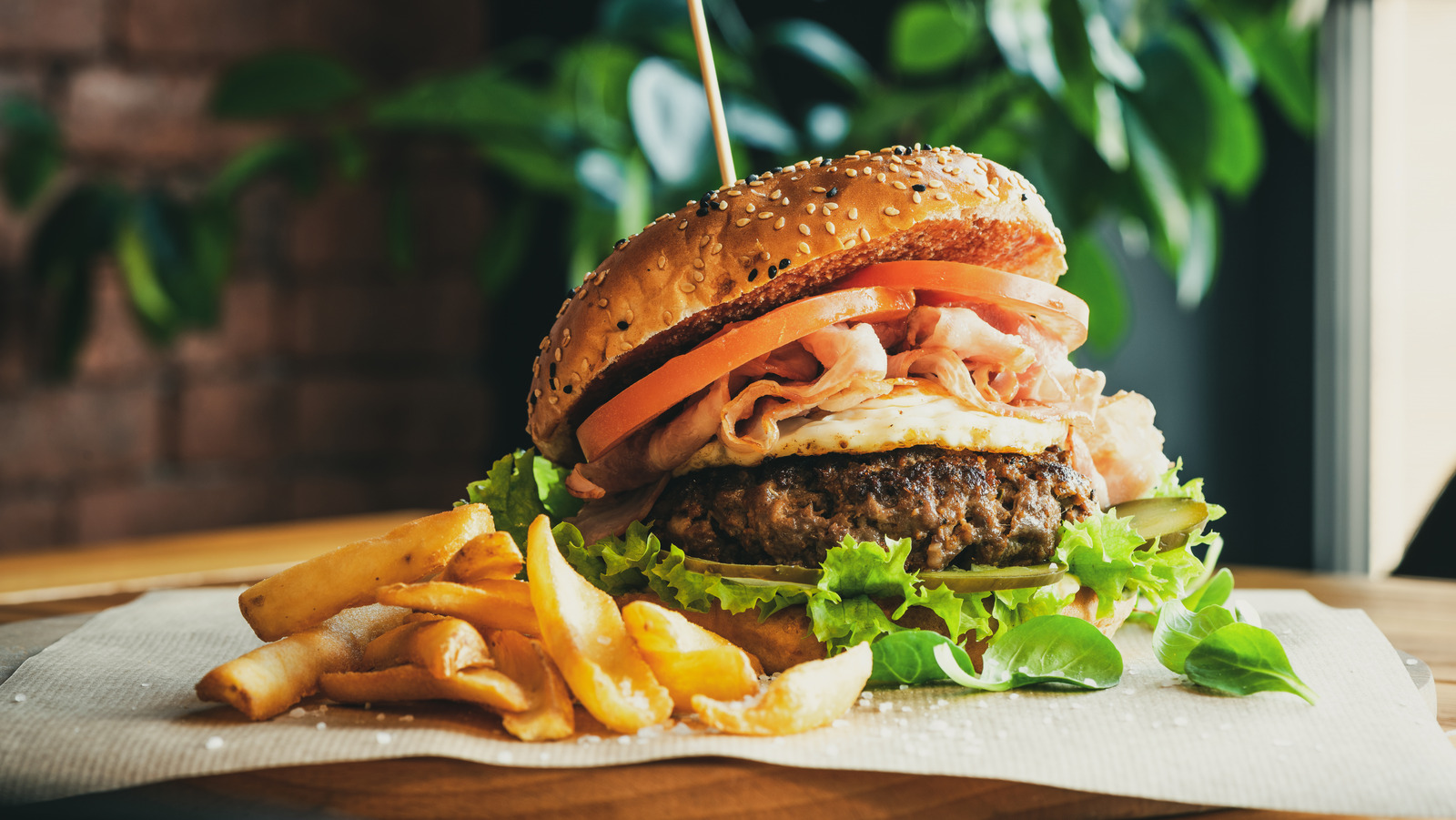 This Is The Best Time To Salt You Burger