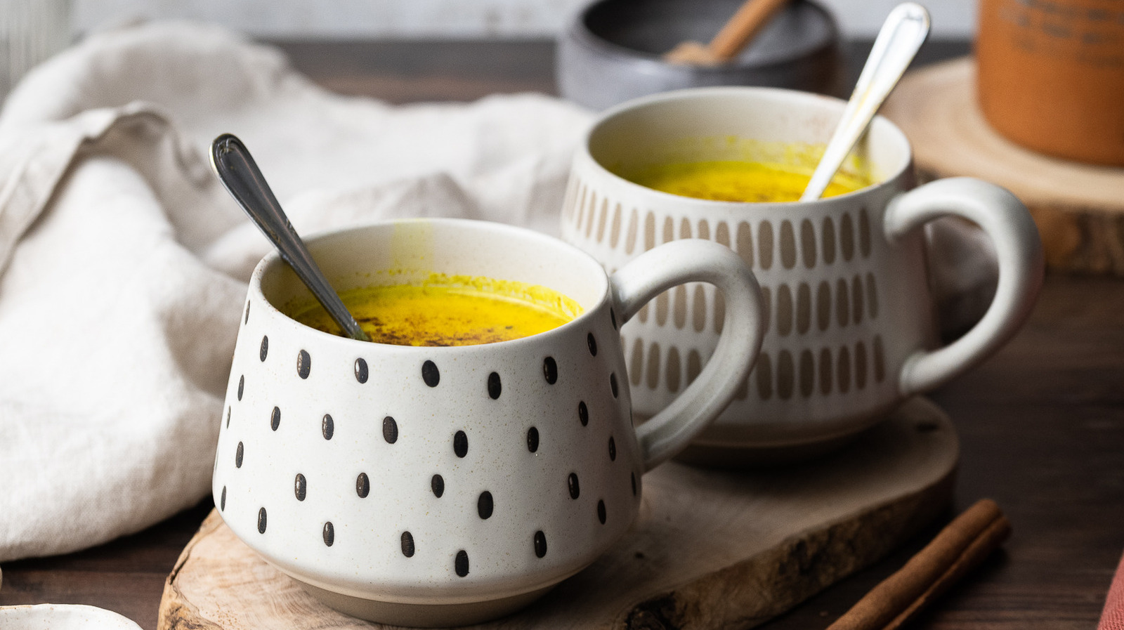 Turmeric Golden Milk (Haldi Doodh) Recipe