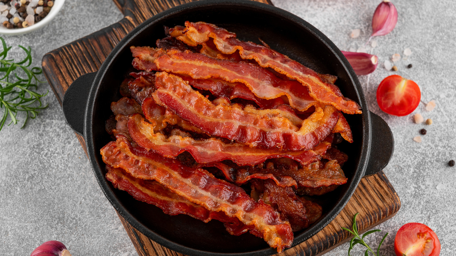 Upgrade Your Favorite Bacon Recipes With A Spicy Oil Twist
