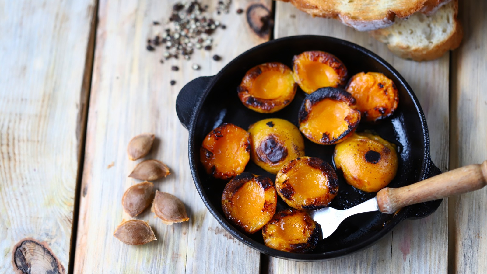 How To Grill Fruit With A Cast Iron Skillet On A Stove