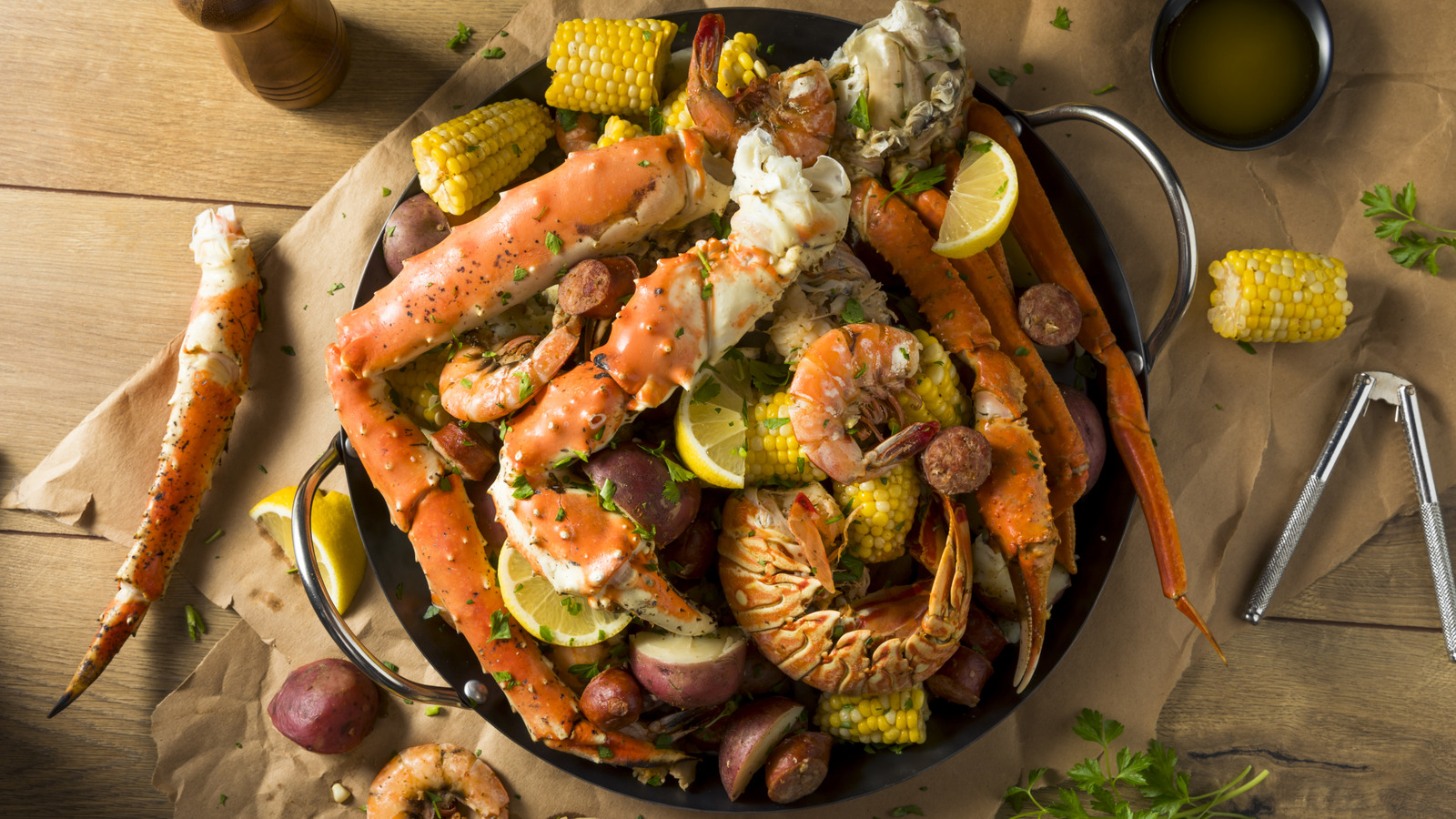 What Exactly Comes In Aldi's Frozen Seafood Boil Bags?