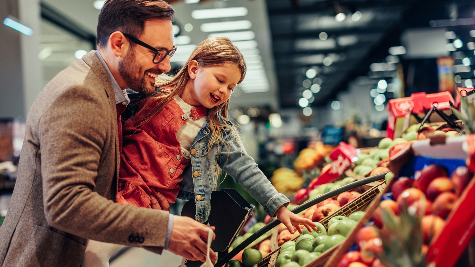 What Is A Fresh Format Grocery Store?
