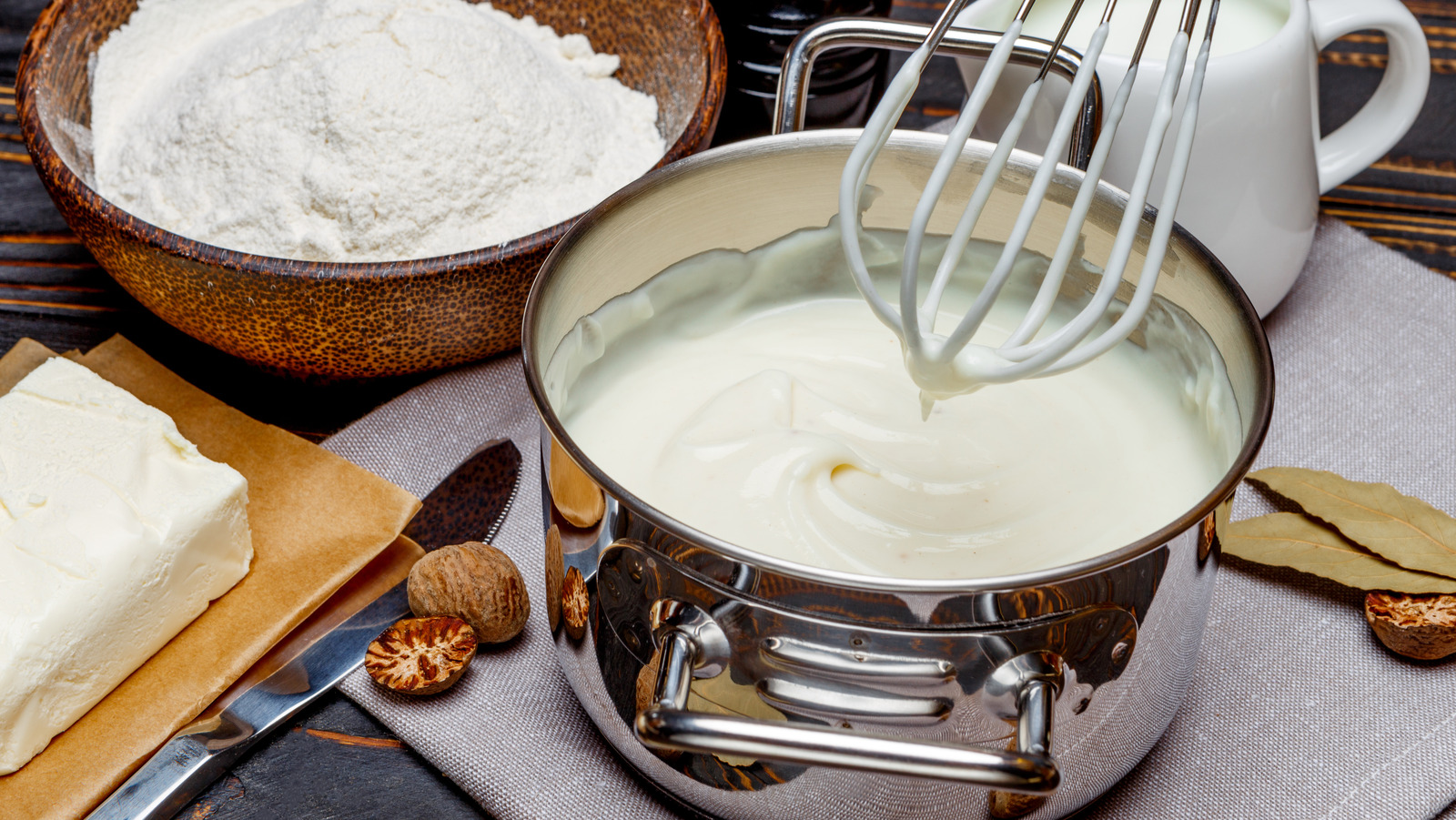 What Is The Best Heat To Cook Milk When Making Béchamel Sauce?