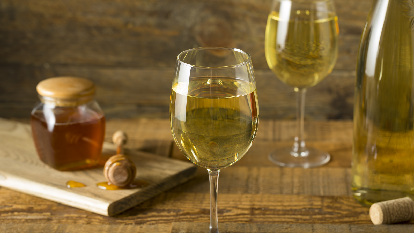 What To Look For When Shopping For A Well-Balanced Sweet Wine