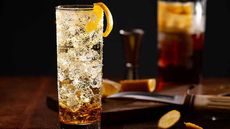 What's Really In A Whiskey Highball?