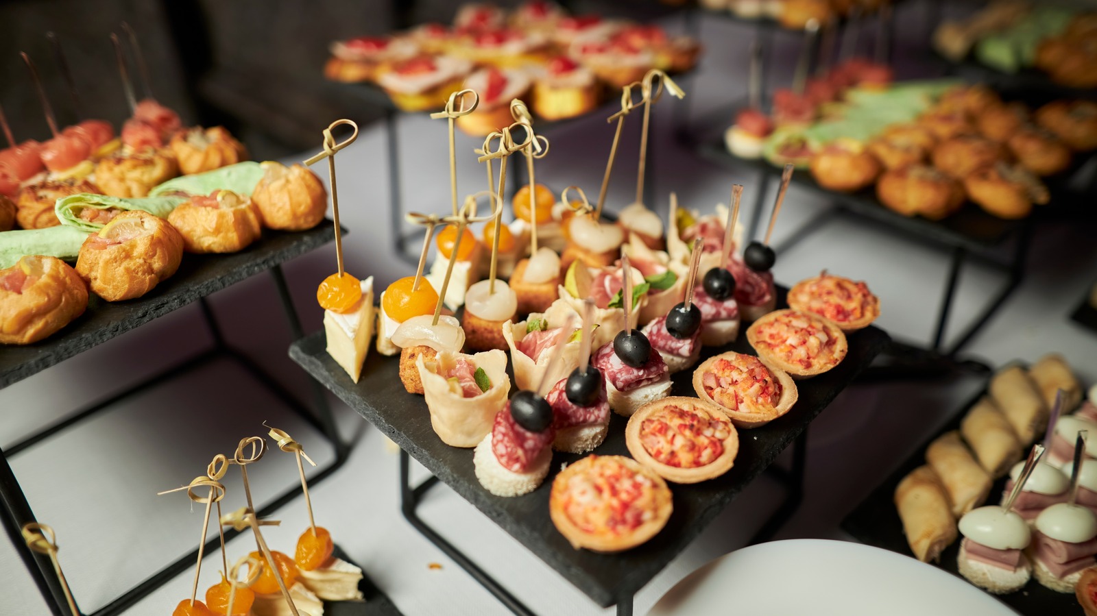 When Hosting Dinner Parties, Elevate Your Food For Aesthetic Appeal