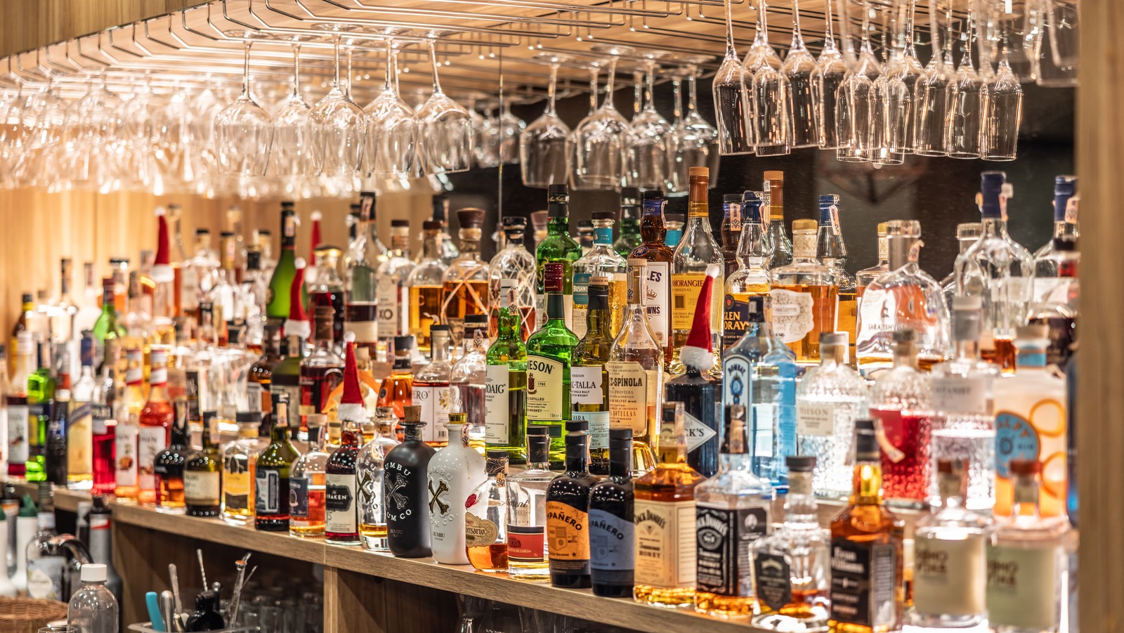 Where To Find A Bar's Well Liquors If There's No Menu