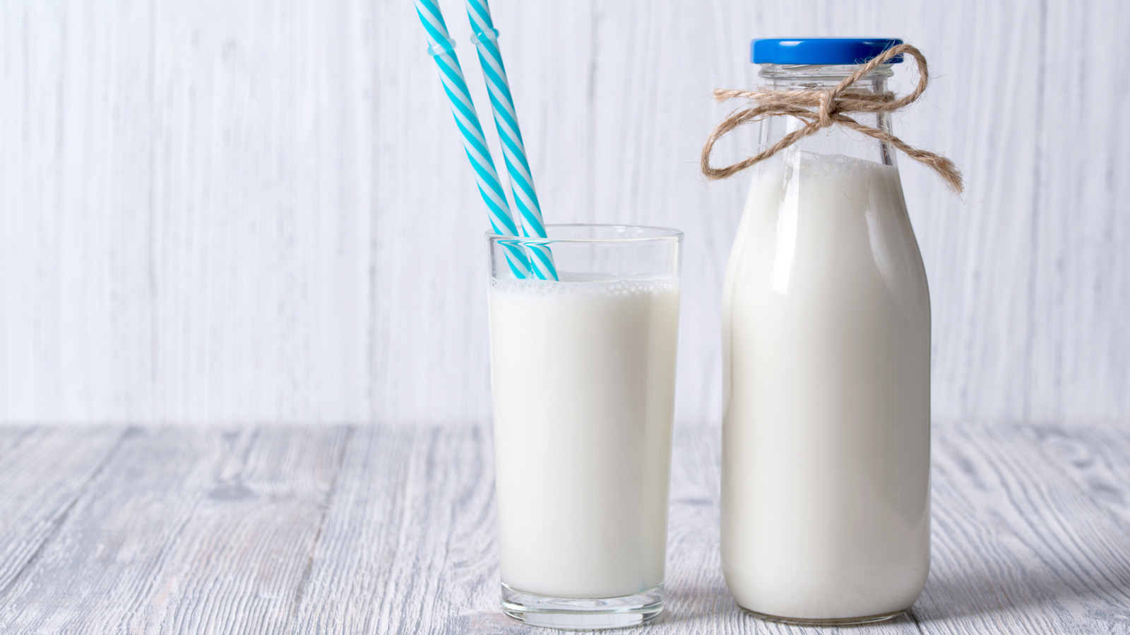 Whole Milk Vs Heavy Cream: What's The Nutritional Difference?