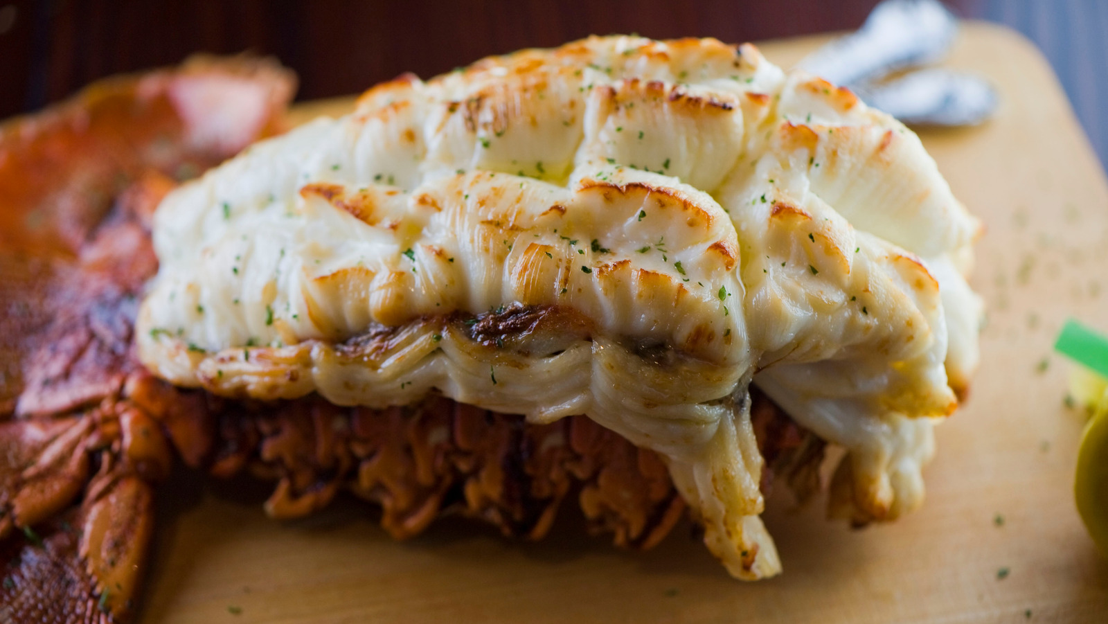 Why Butter Poaching Is A Superior Lobster Cooking Method, According To ...