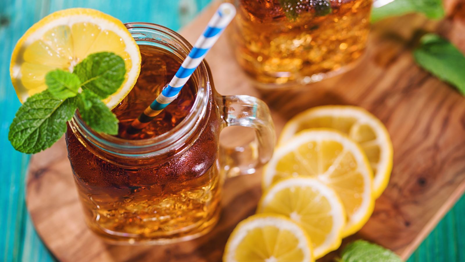 Why The Hot Brewing Method Is Crucial For Iced Tea Cocktails