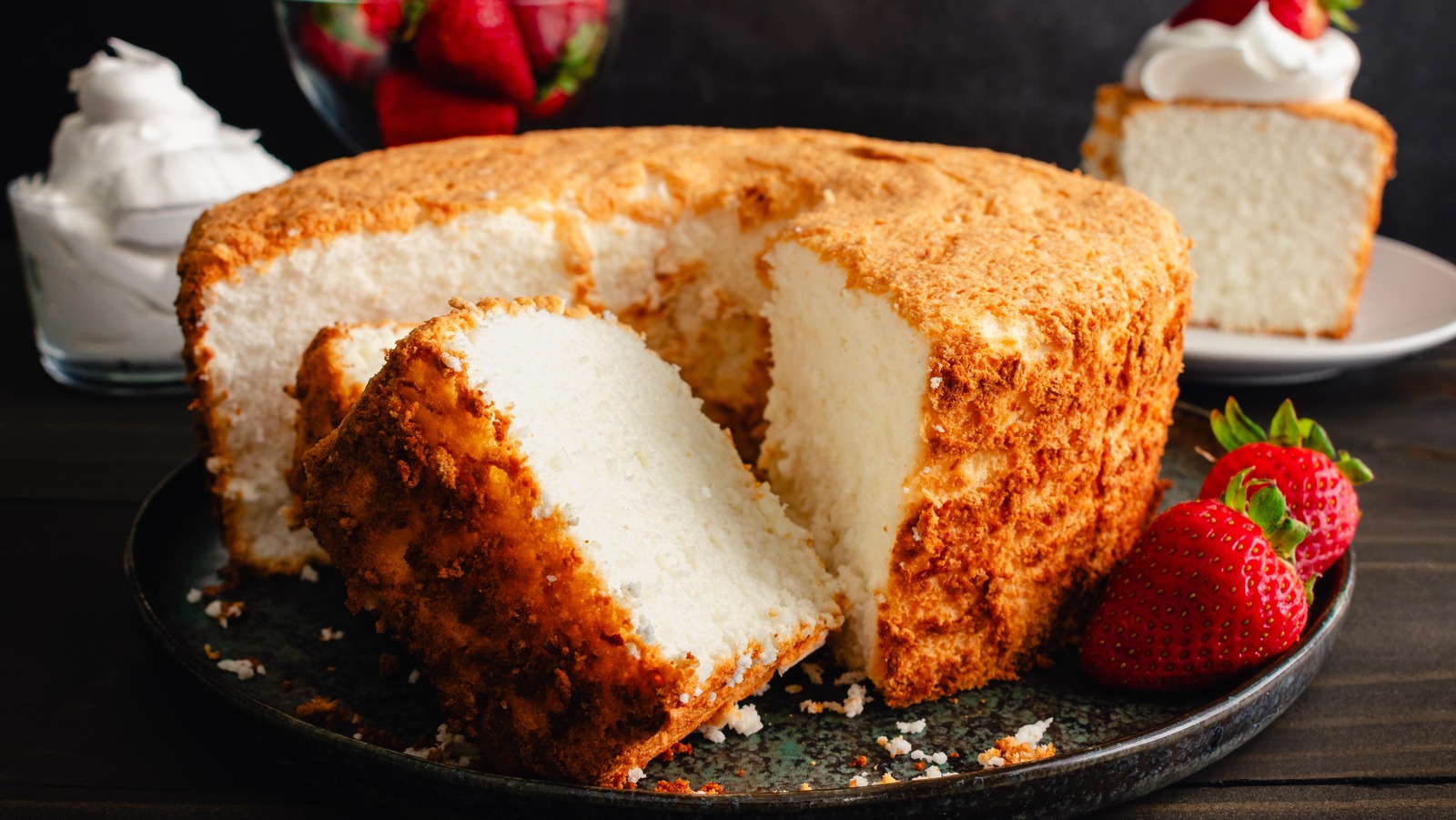 Why You Absolutely Need Cream Of Tartar For The Fluffiest Angel Food Cake