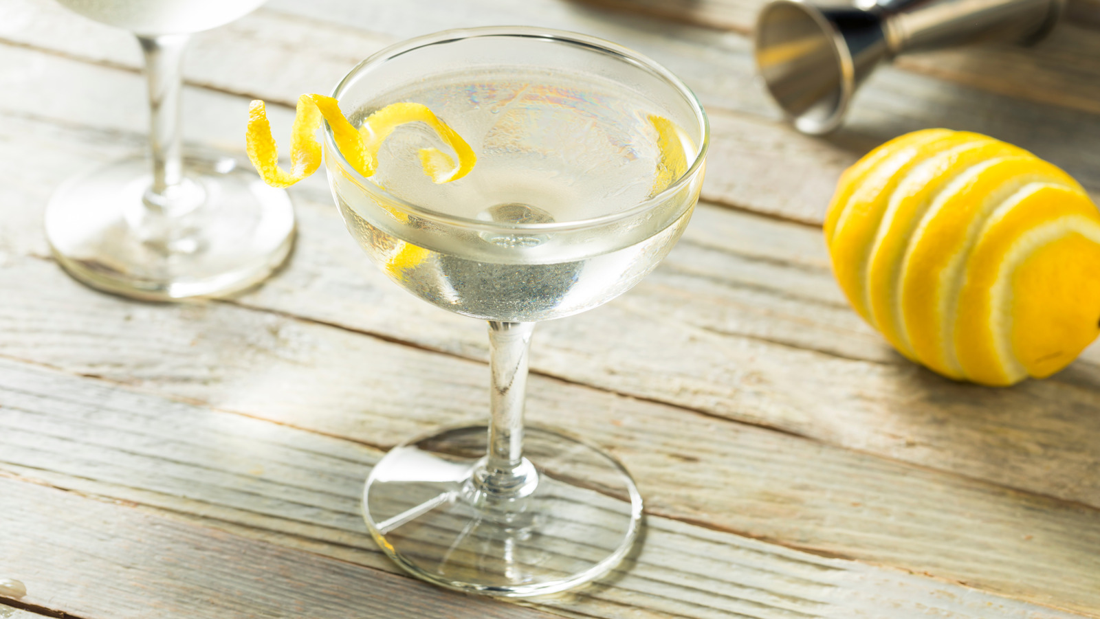 Why You Should Consider A Lemon Peel Instead Of An Olive For Your Next ...