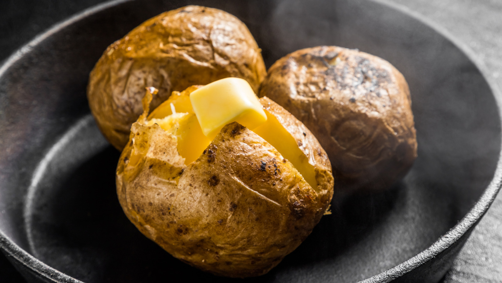Why You Should Dry Your Potatoes Before Baking Them