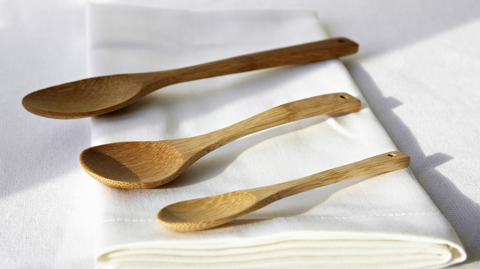 Why You Should Never Clean Wooden Spoons By Boiling Them In Water