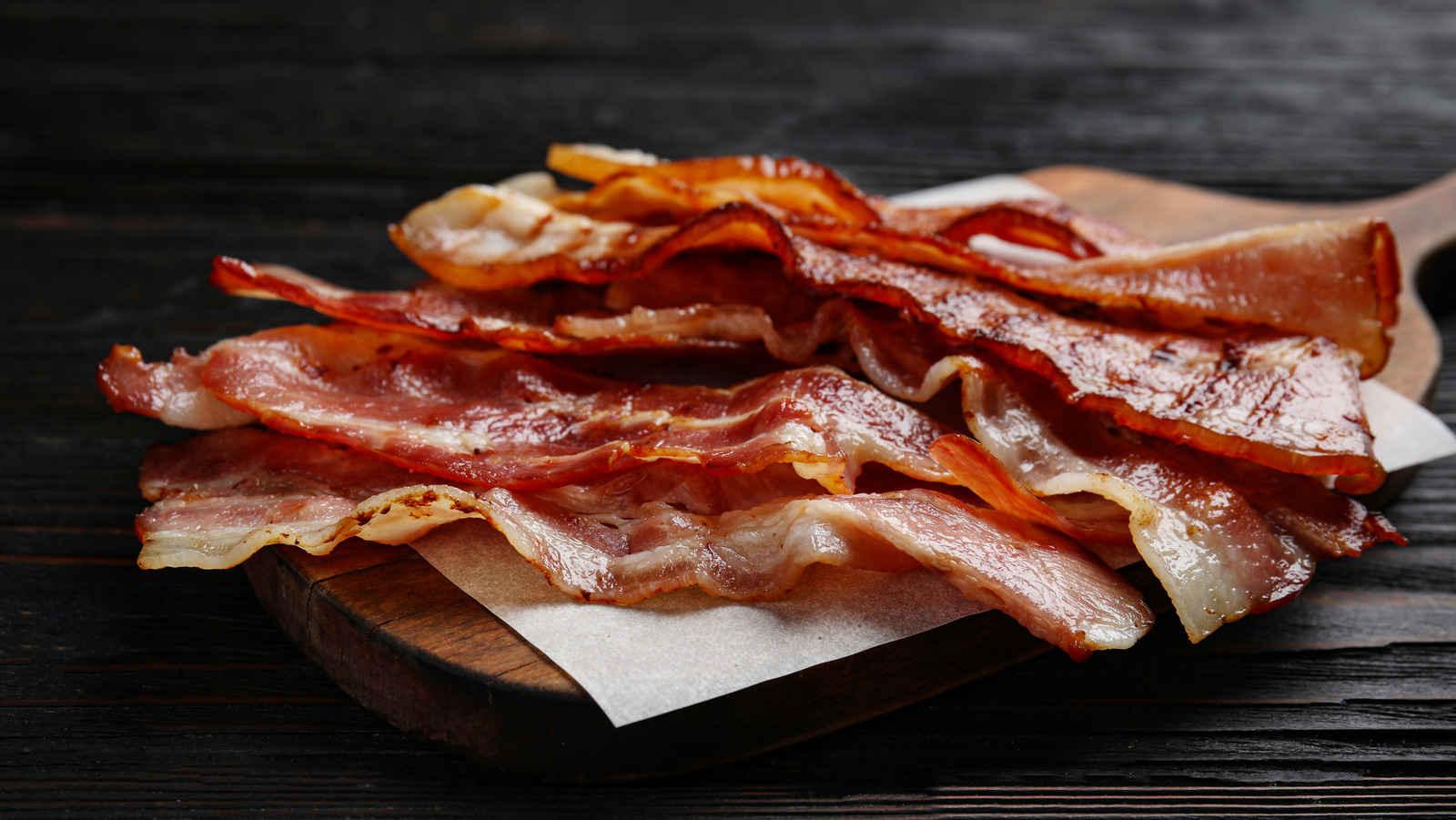 Why You Should Never Cook Bacon In A Scorching Hot Pan