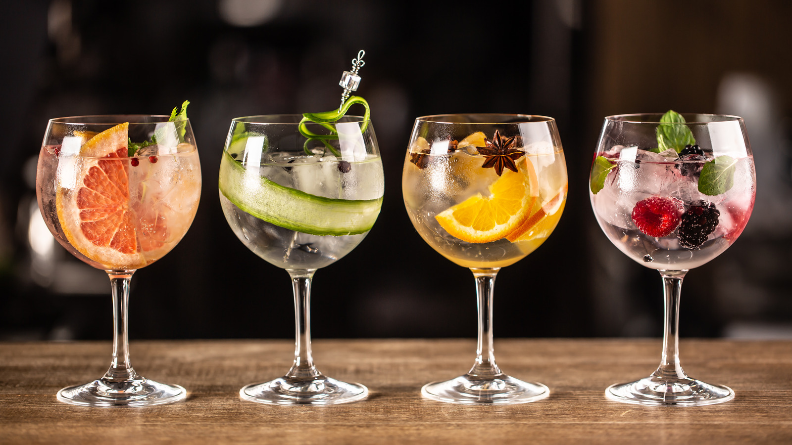 Why You Should Think Twice About Eating That Drink Garnish