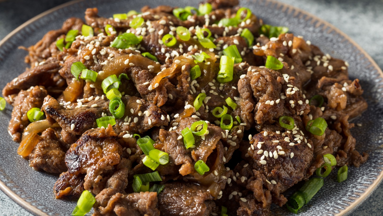 How To Wrap Beef Bulgogi In Rice Paper For An Elevated Spring Roll