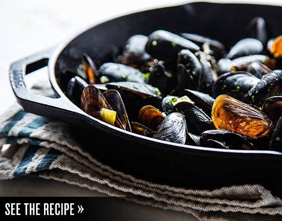 How To Make Moules Frites: Steamed Mussels With French Fries