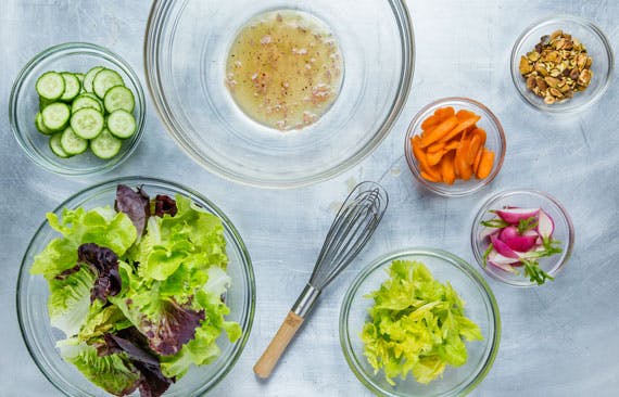 2 Ways To Dress A Salad