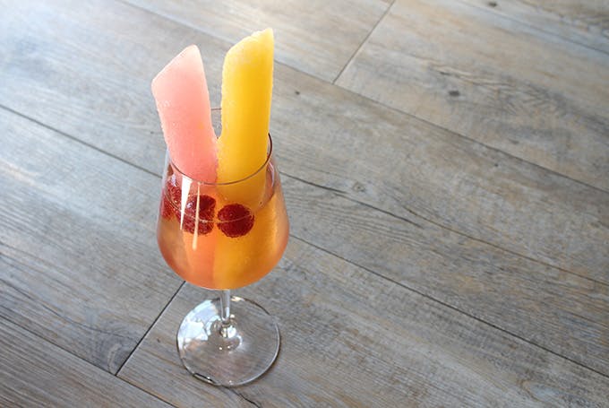 Frozen Cocktails For Summer 2018: Friesling, Frosé